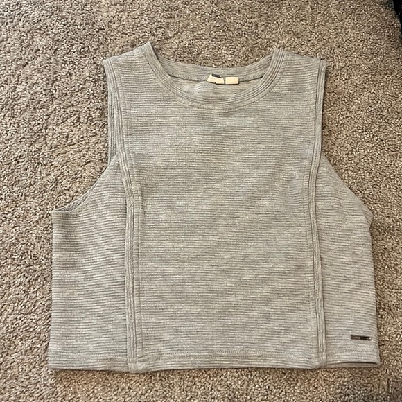 Roxy | Tops | Roxy Crop Top | Poshmark